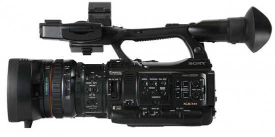 Sony’s PMW-200 broadcasting camera packs three half-inch sensors ...