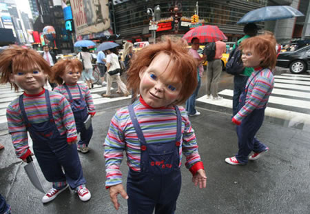Chucky is alive and has invaded Times Square – Newlaunches