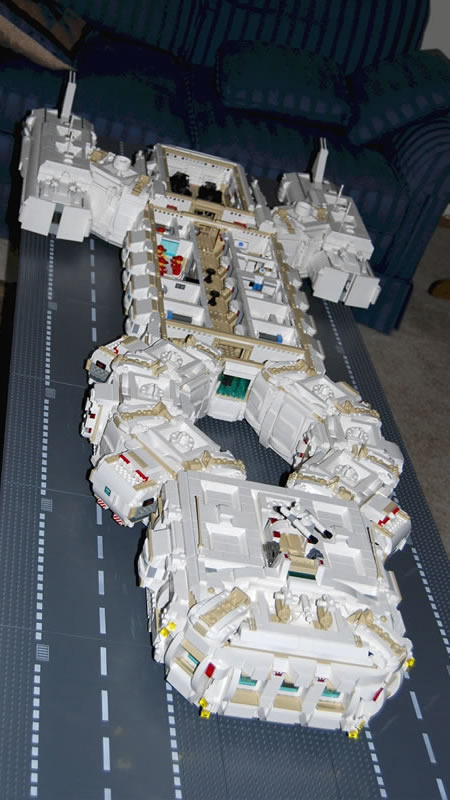 Lego Pathfinder spaceship – One of the most complex ever made – Newlaunches